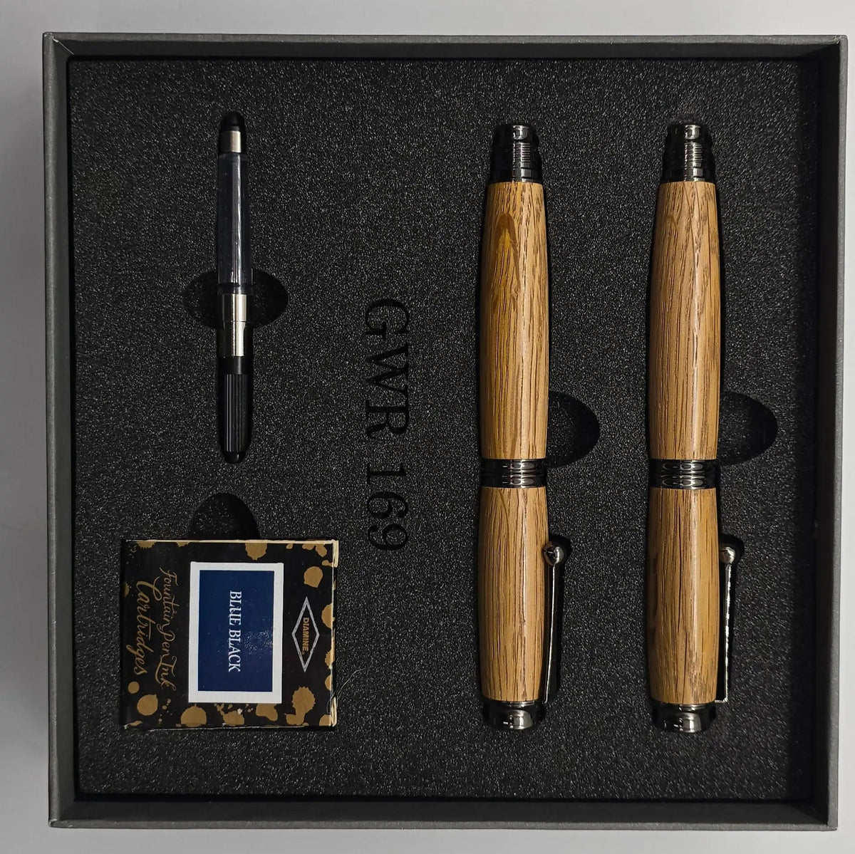 GWR 169 Railway carriage Fountain pen & Rollerball boxed set – DevonPens