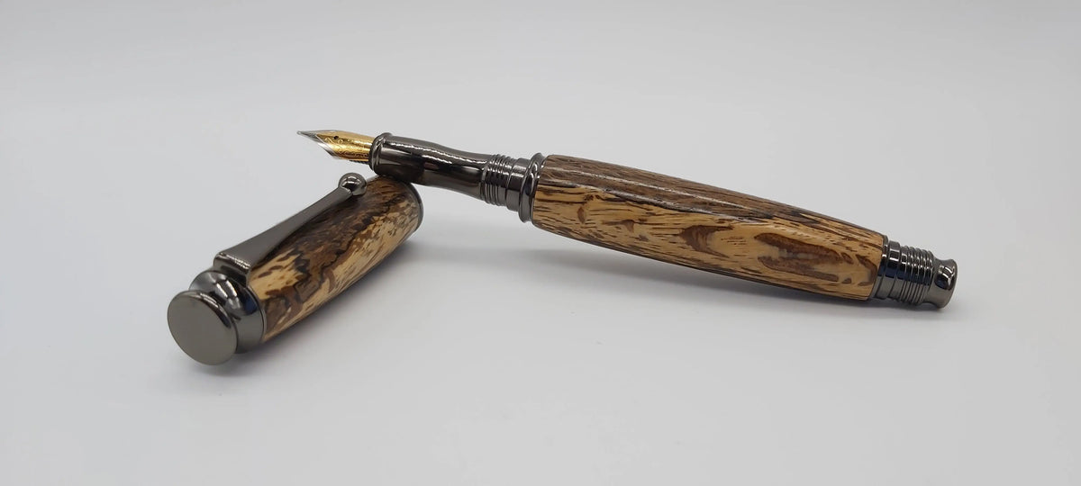 Killerton, Cork oak Fountain pen - Handmade by Devon Pens – DevonPens