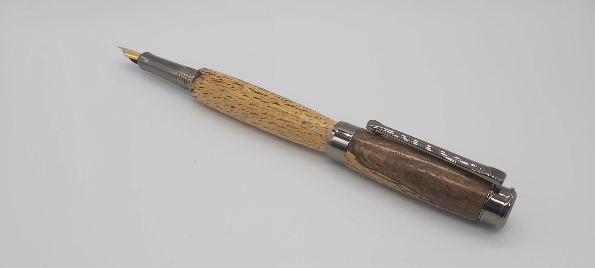Killerton, Cork oak Fountain pen - Handmade by Devon Pens – DevonPens