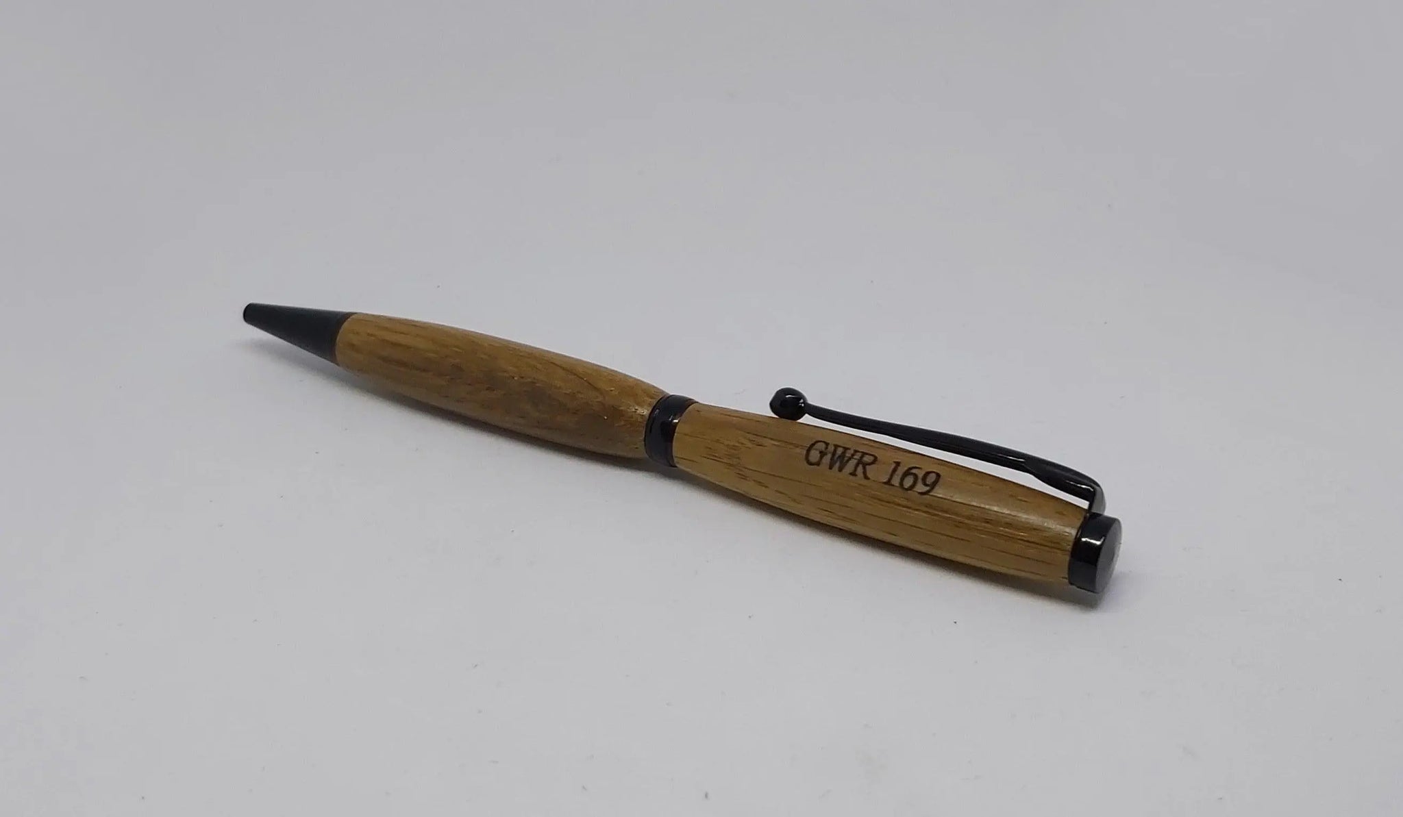 Railway pen - Ballpoint twist pen in Oak taken from GWR 169 carriage ...
